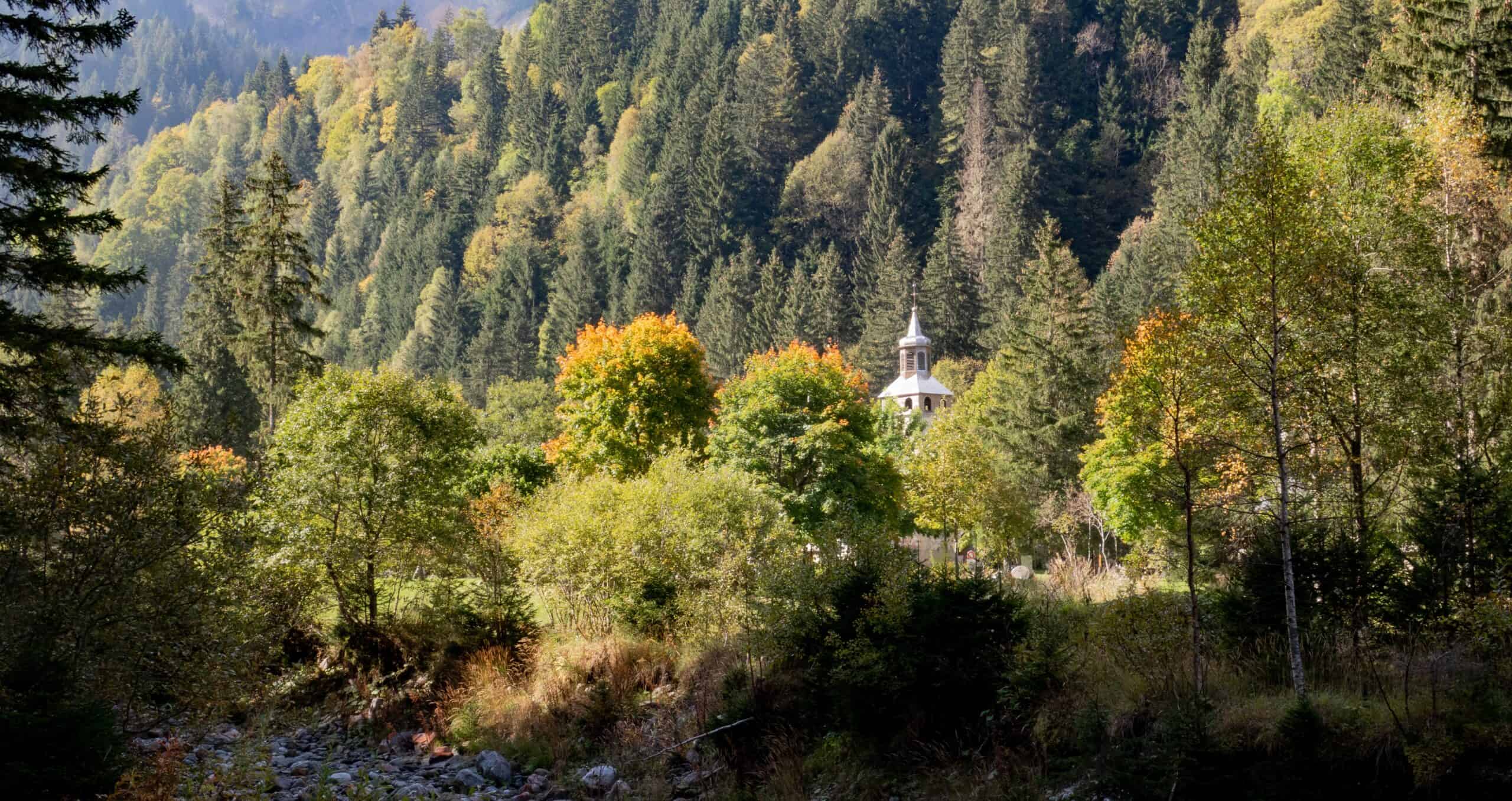 7 Spring hikes around Les Contamines-Montjoie | OVO Network
